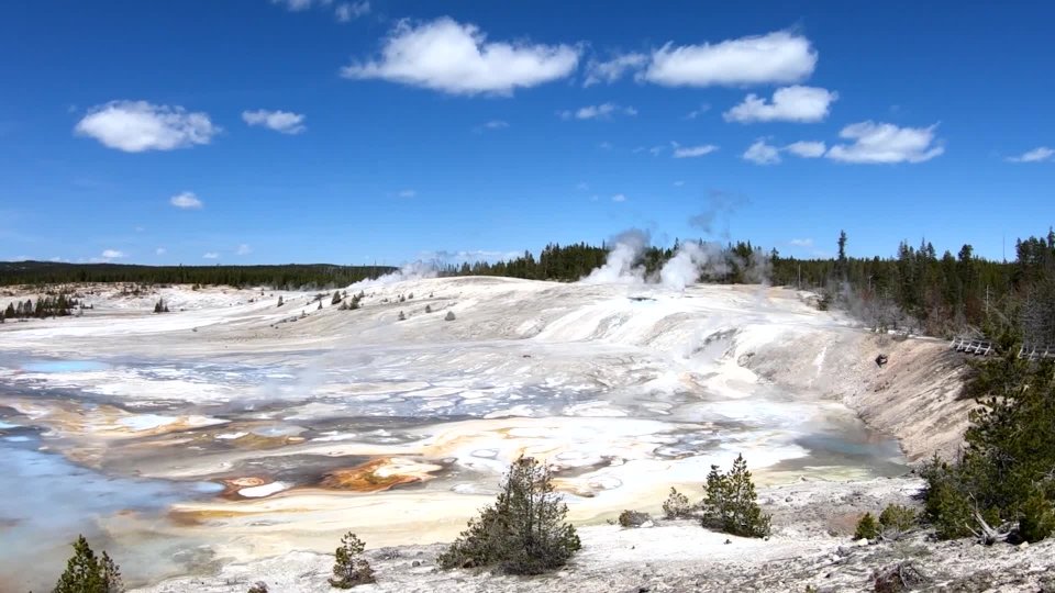 Vodopád, gejzír a iné z národného parku Yellowstone - Mojevideo