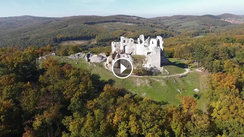 Hrad Hrušov z vtáčej perspektívy - Mojevideo