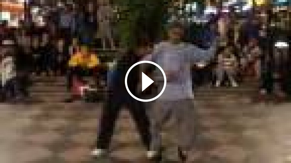 Double body popping BREAKDANCE - Mojevideo