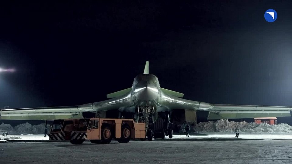 Strategické raketové nosiče Tupolev Tu-160M - Mojevideo