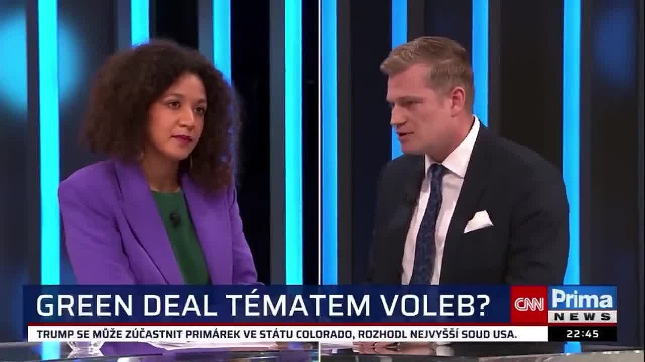 Filip Turek v debate s Green Deal progresívkou o otepľovaní a elektromobilite - Mojevideo