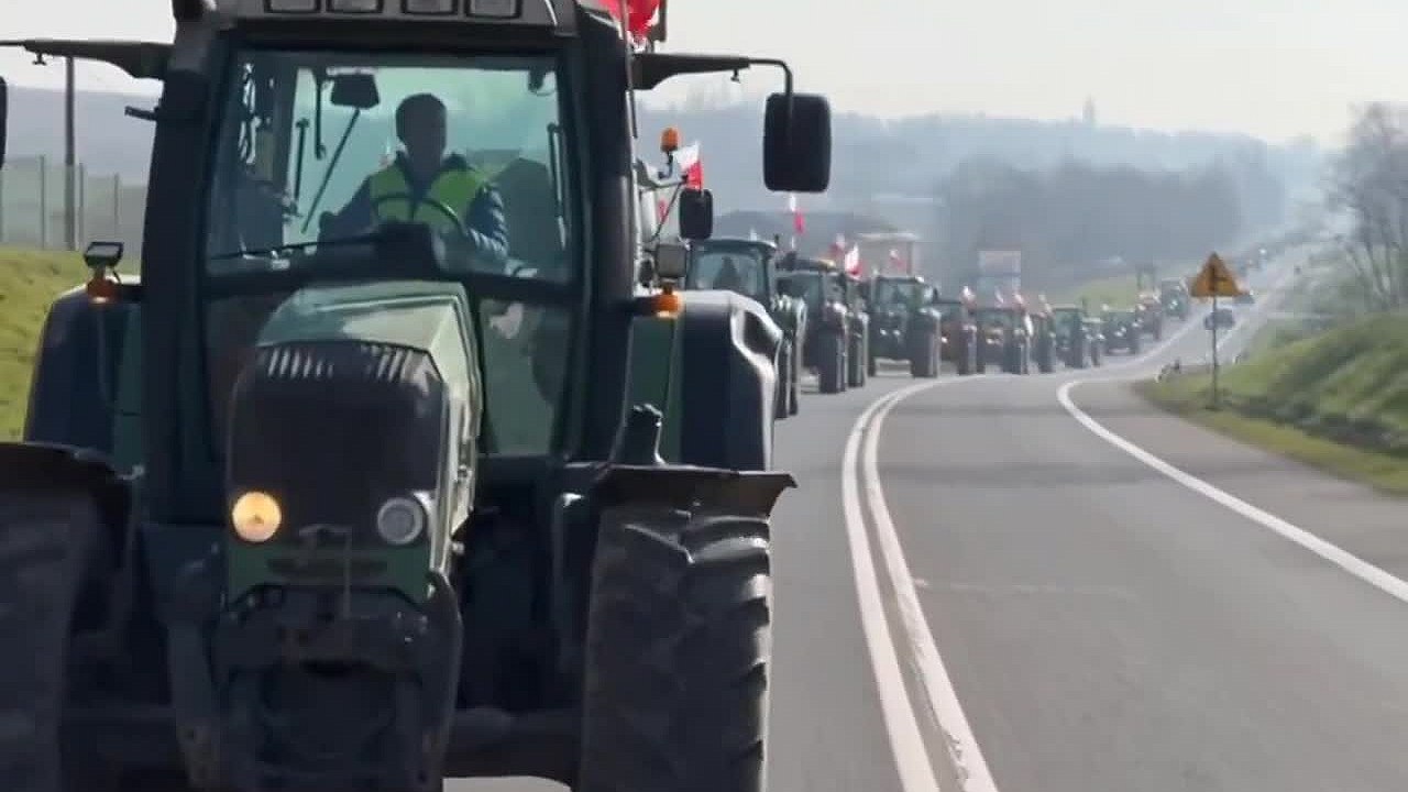 Pokračujúce protesty Poľských farmárov - Mojevideo