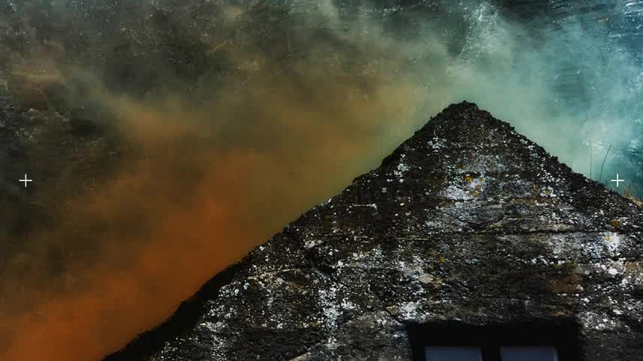 Reach Out (feat. Rowetta, Sweet Mercy) - Mojevideo