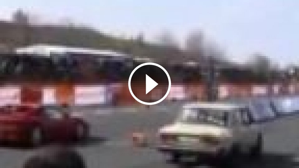 Ferrari vs. Turbo Lada - Mojevideo
